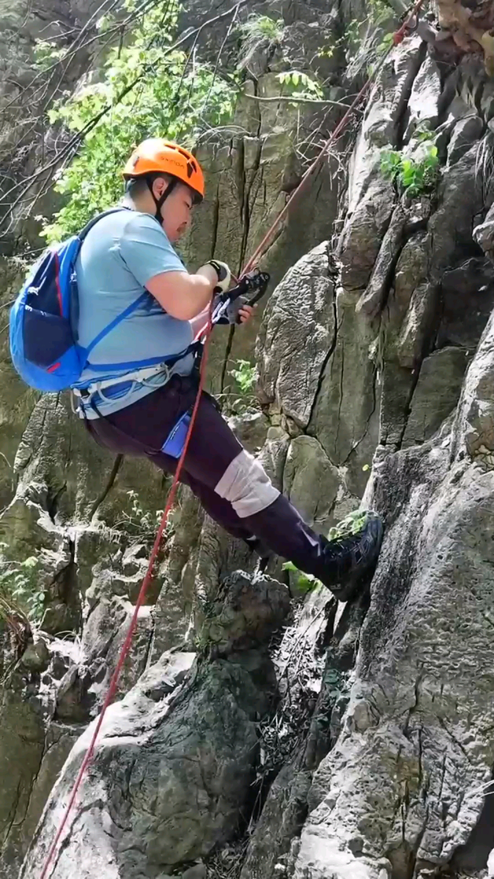 #好歌推荐#分享一首米灵原唱《谁懂男人的眼泪》歌声撕心裂肺，唱出了多少男人的心声！_腾讯视频