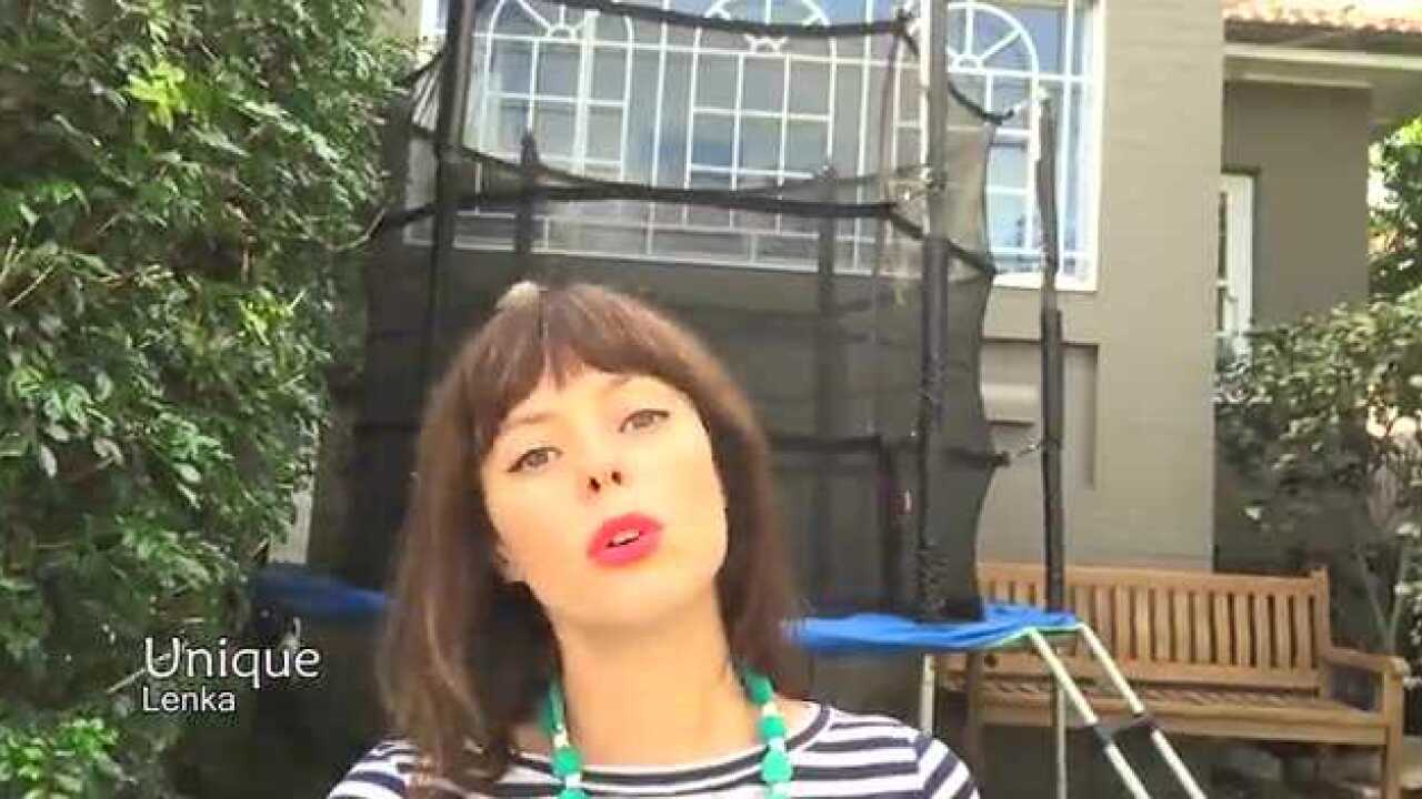 Lenka《Unique》官方MV_高清1080P在线观看平台_腾讯视频