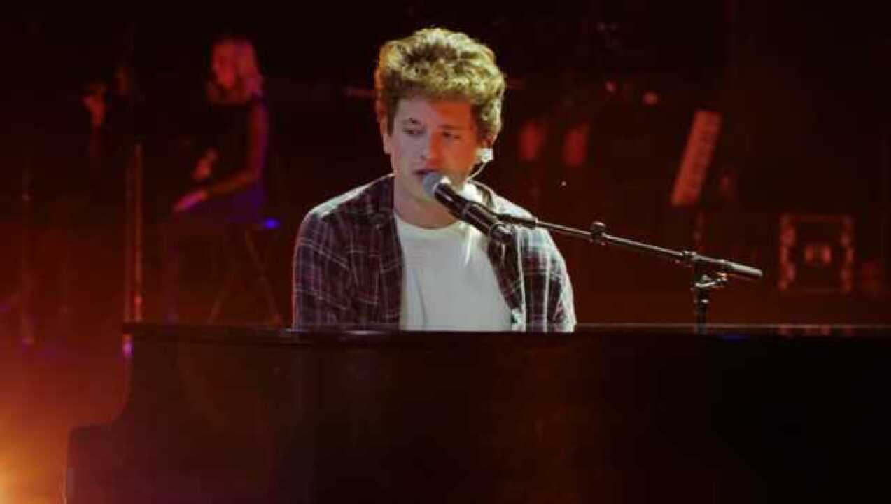 超好听的男女对唱英文歌《WeDon'tTalk..._腾讯视频