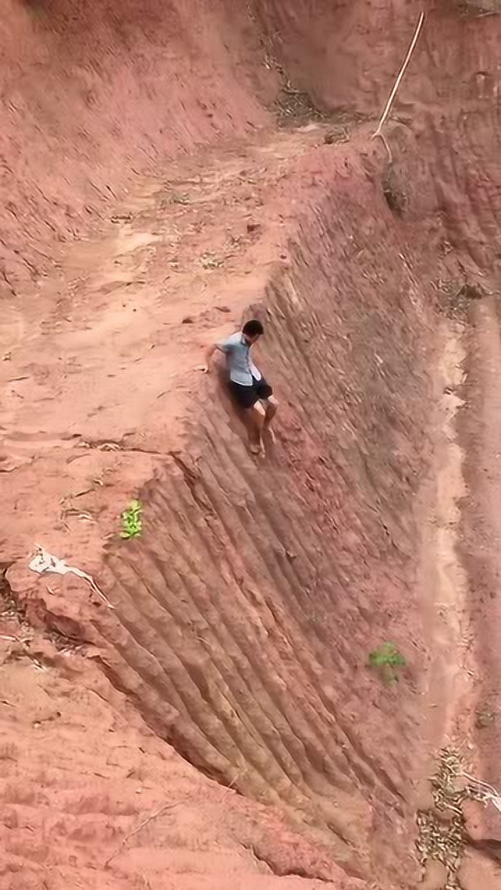 农村人的跑酷，不知道城里人来到这里，能不能hold住！_高清1080P在线观看平台_腾讯视频