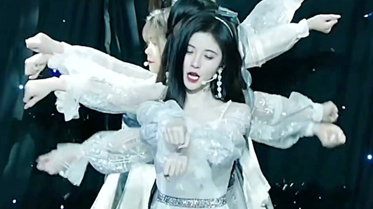 四千年美女鞠婧祎热舞，太魔性！_高清1080P在线观看平台_腾讯视频