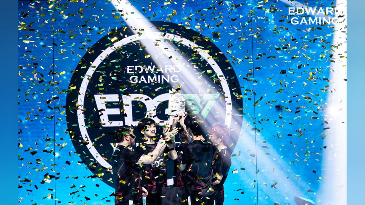 2022EDG.Y纪录片：挥洒青春与汗水点亮梦想与未来！_高清1080P在线观看平台_腾讯视频