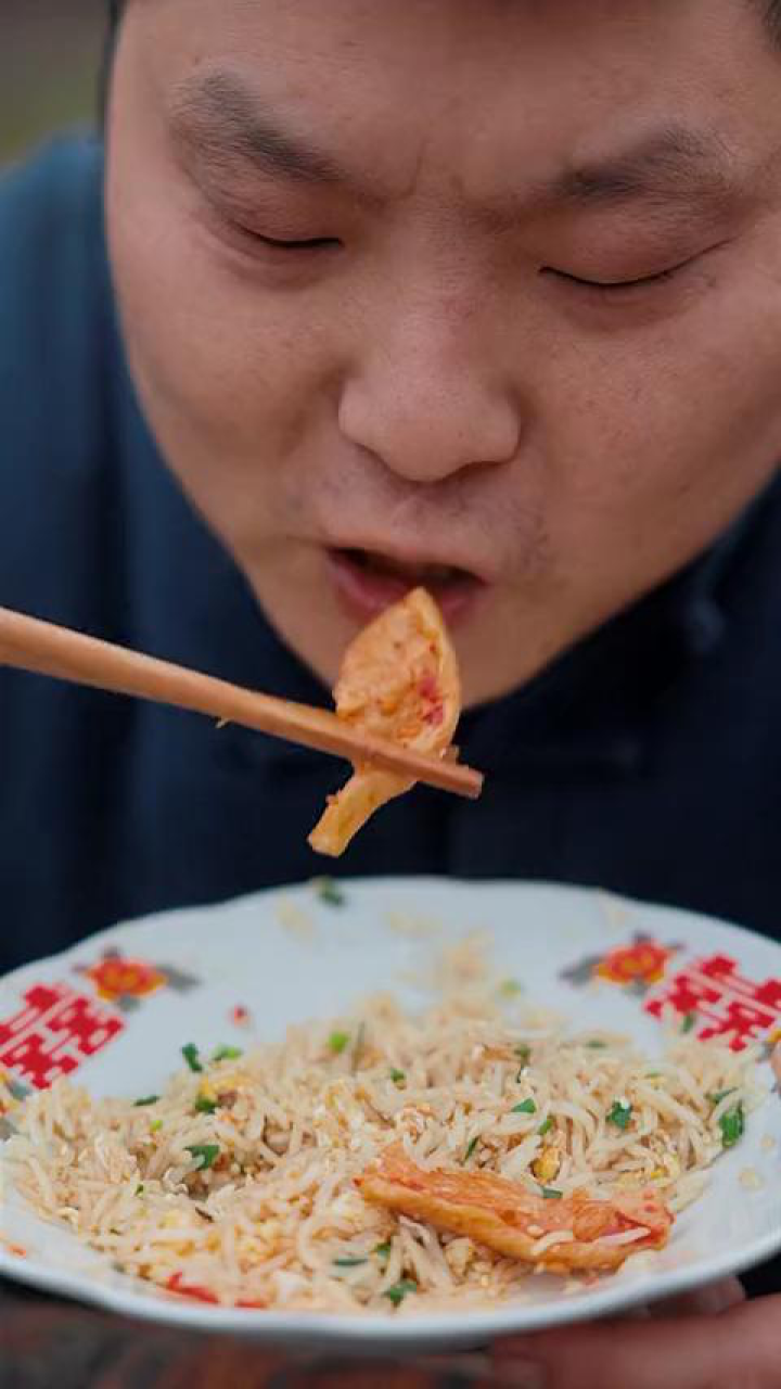 自从阿正的餐厅开业后，鸭老板就没心思做饭吃了_高清1080P在线观看平台_腾讯视频