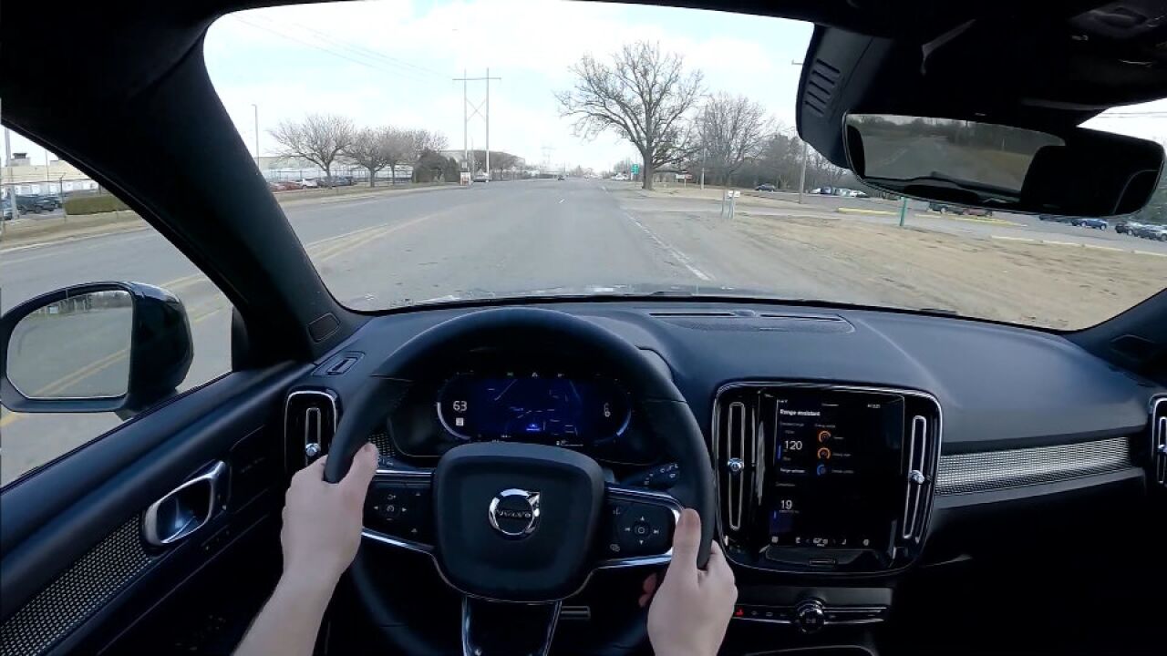 2022沃尔沃XC40电动汽车第一视角试驾_高清1080P在线观看平台_腾讯视频