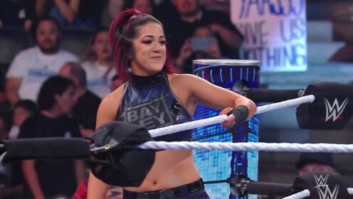 《WWE SmackDown》接管小队意气风发 将要发表夺冠演说_高清1080P在线观看平台_腾讯视频