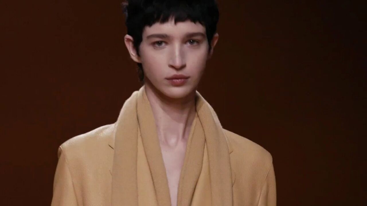 爱马仕2023秋冬女装秀_高清1080P在线观看平台_腾讯视频