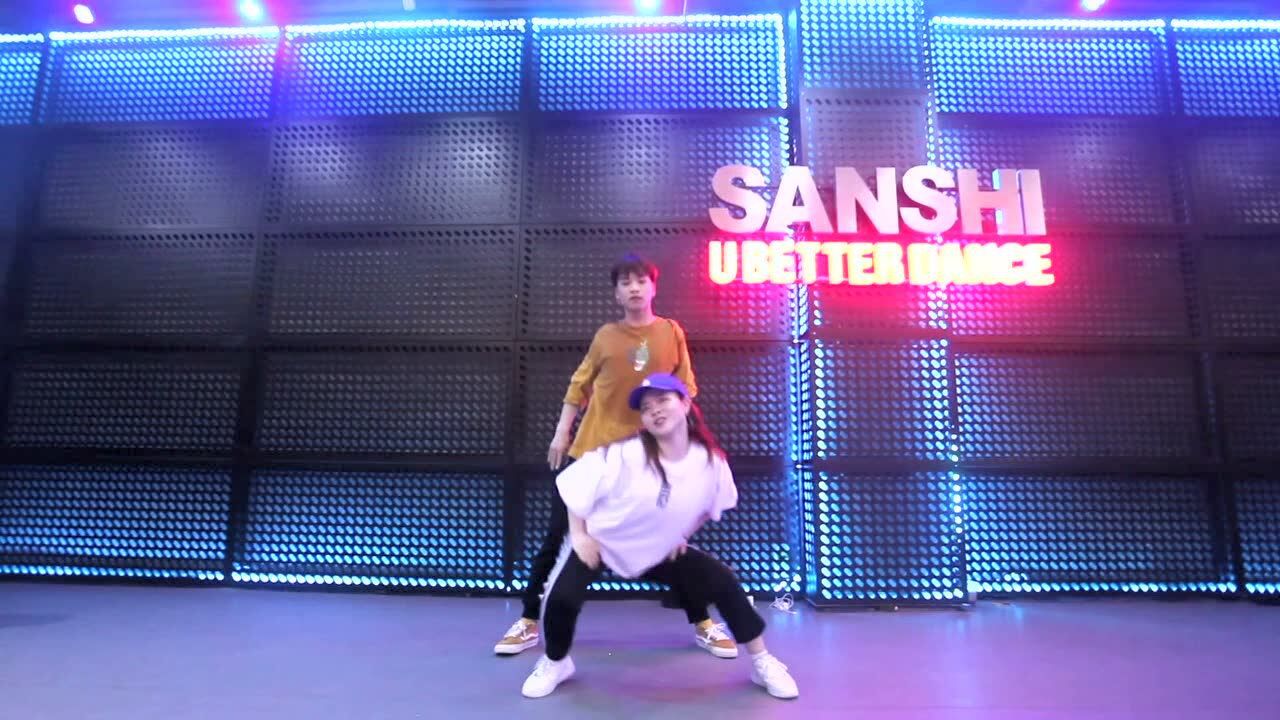 酷！劲舞舞团跳《dancingwithastranger》高清1080p在线观看平台腾讯视频 4184