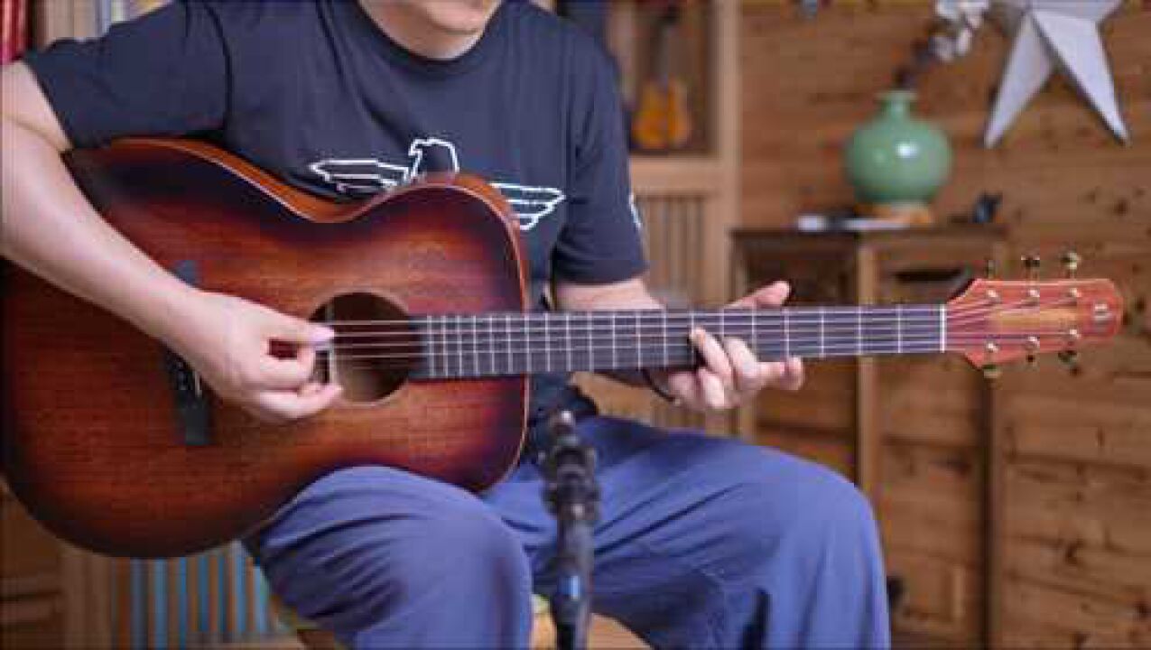 娜塔莎NatashaOM3吉他评测_高清1080P在线观看平台_腾讯视频