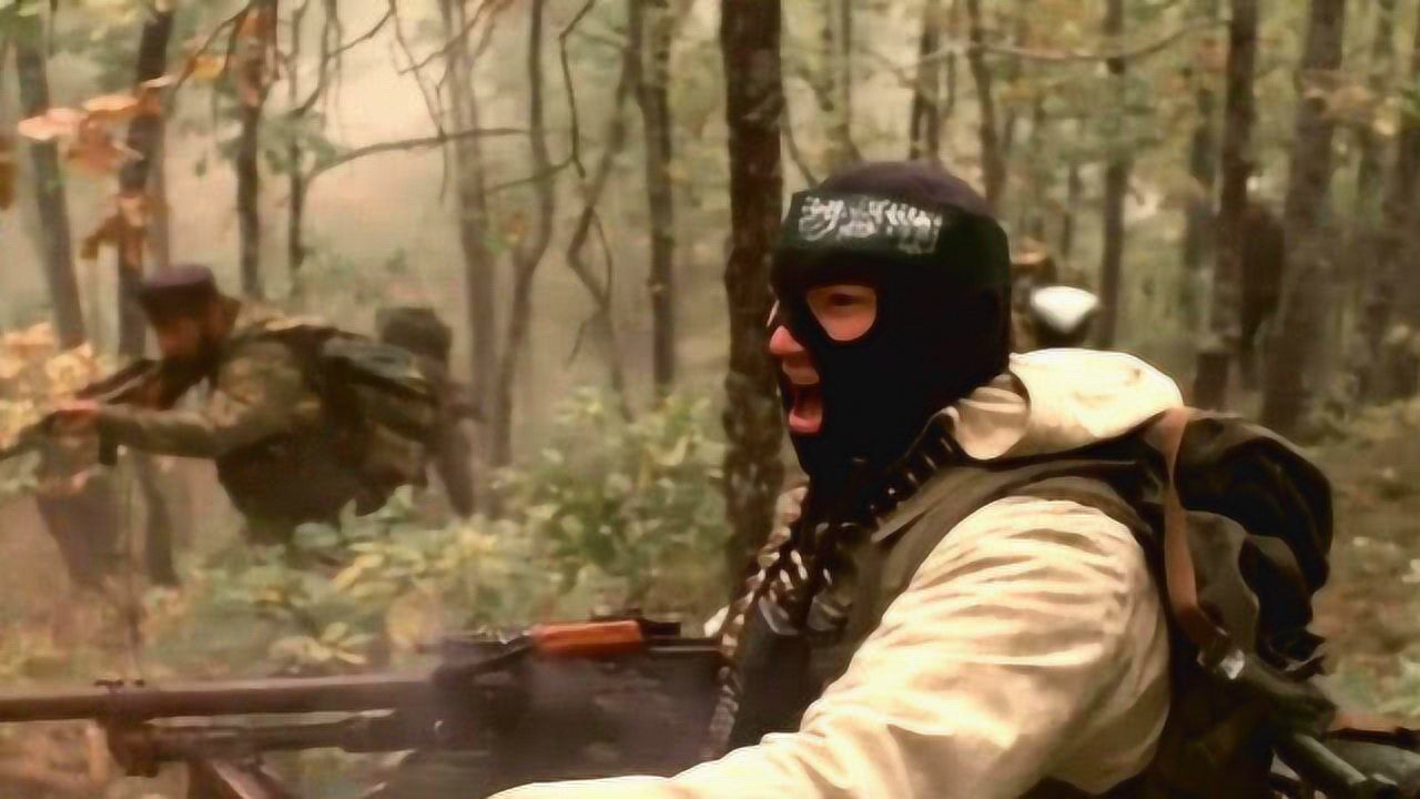 一部现代丛林战争片100人对战2000人疯狂火力压制热血巨燃_高清1080P在线观看平台_腾讯视频