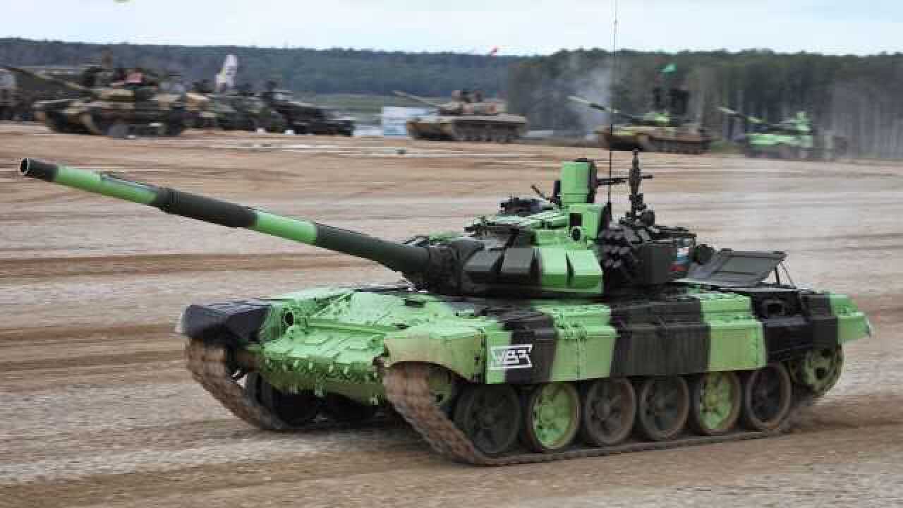 俄罗斯陆军装备T-72B2M坦克，坦克两项赛事专用坦克终于批量服役_腾讯视频