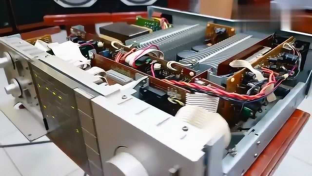 日本先锋古董功放拆解赏析，做工优良，声音动听！_腾讯视频