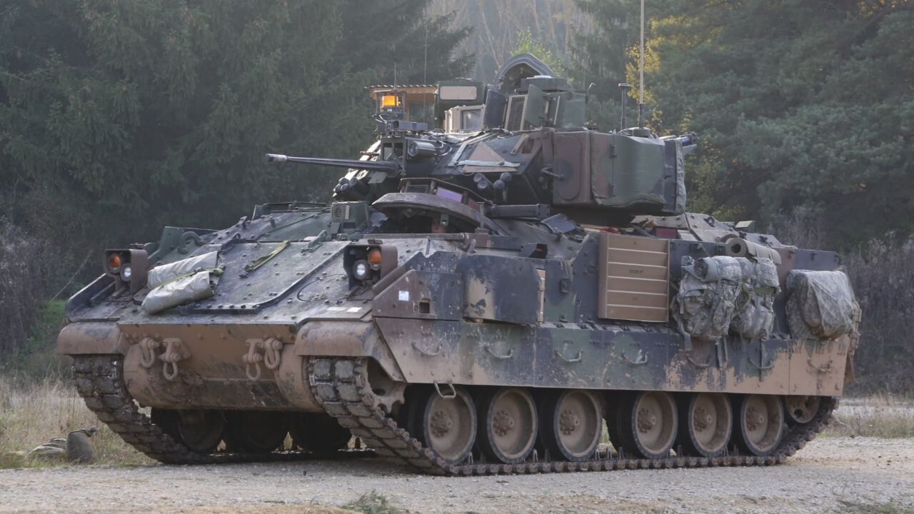 战争雷霆：五大三粗——美国M3A3布雷德利骑兵战车实战评测！_高清1080P在线观看平台_腾讯视频