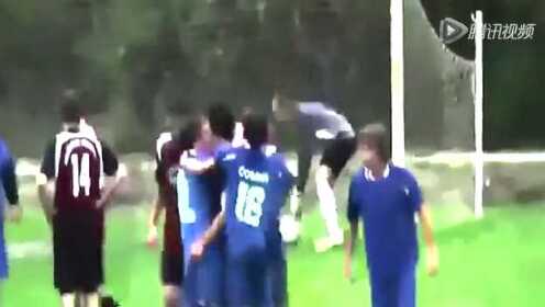 欧陆烽火_欧陆烽火_球员卡洛斯附体任意球破门低级联赛惊现诡异弧线_高清1080P在线观看平台_腾讯视频