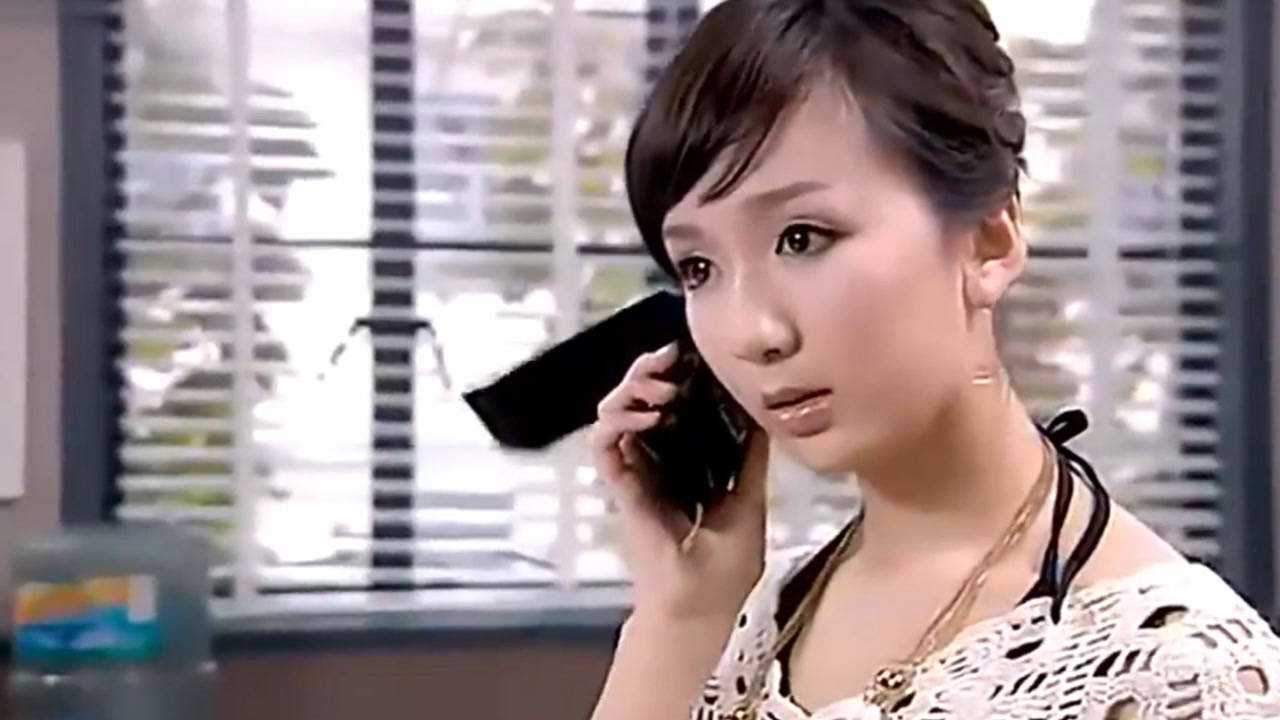 《爱情公寓》胡一菲的怀旧手机铃声,我听了好几遍_高清1080P在线观看平台_腾讯视频