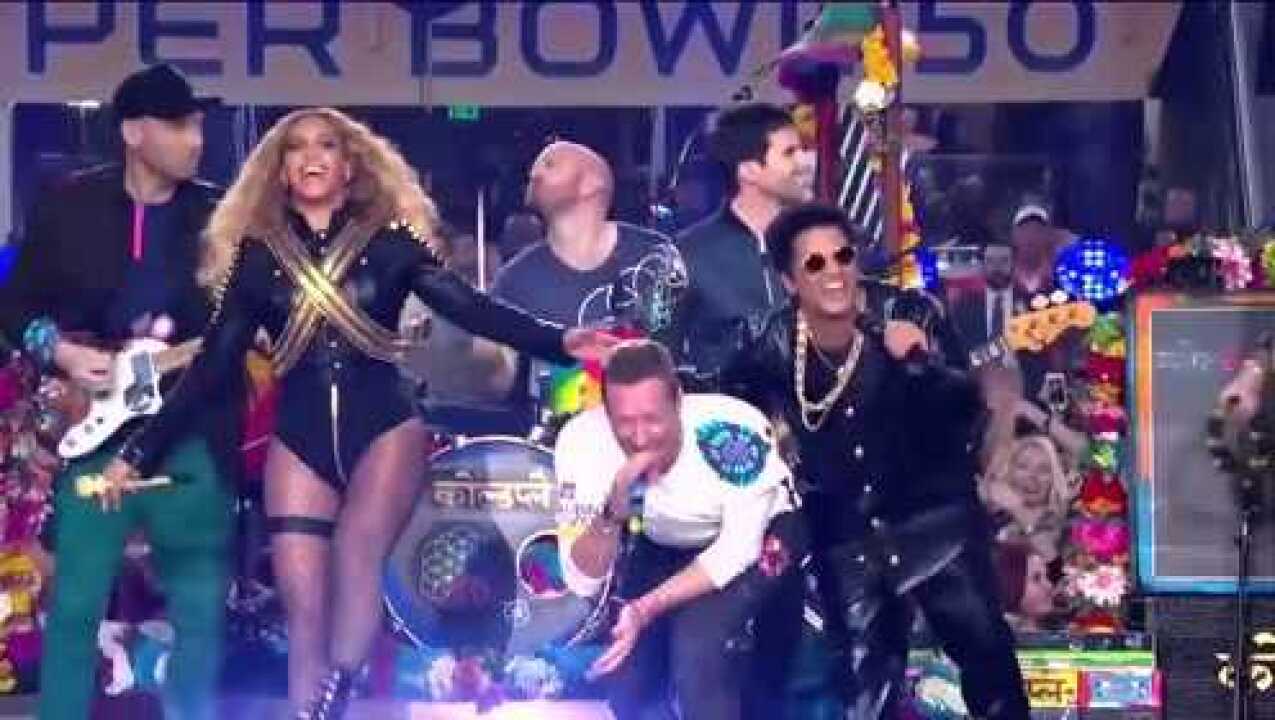 2016超级碗中场秀酷玩乐队火星哥碧昂丝联合精彩演出_高清1080P在线观看平台_腾讯视频