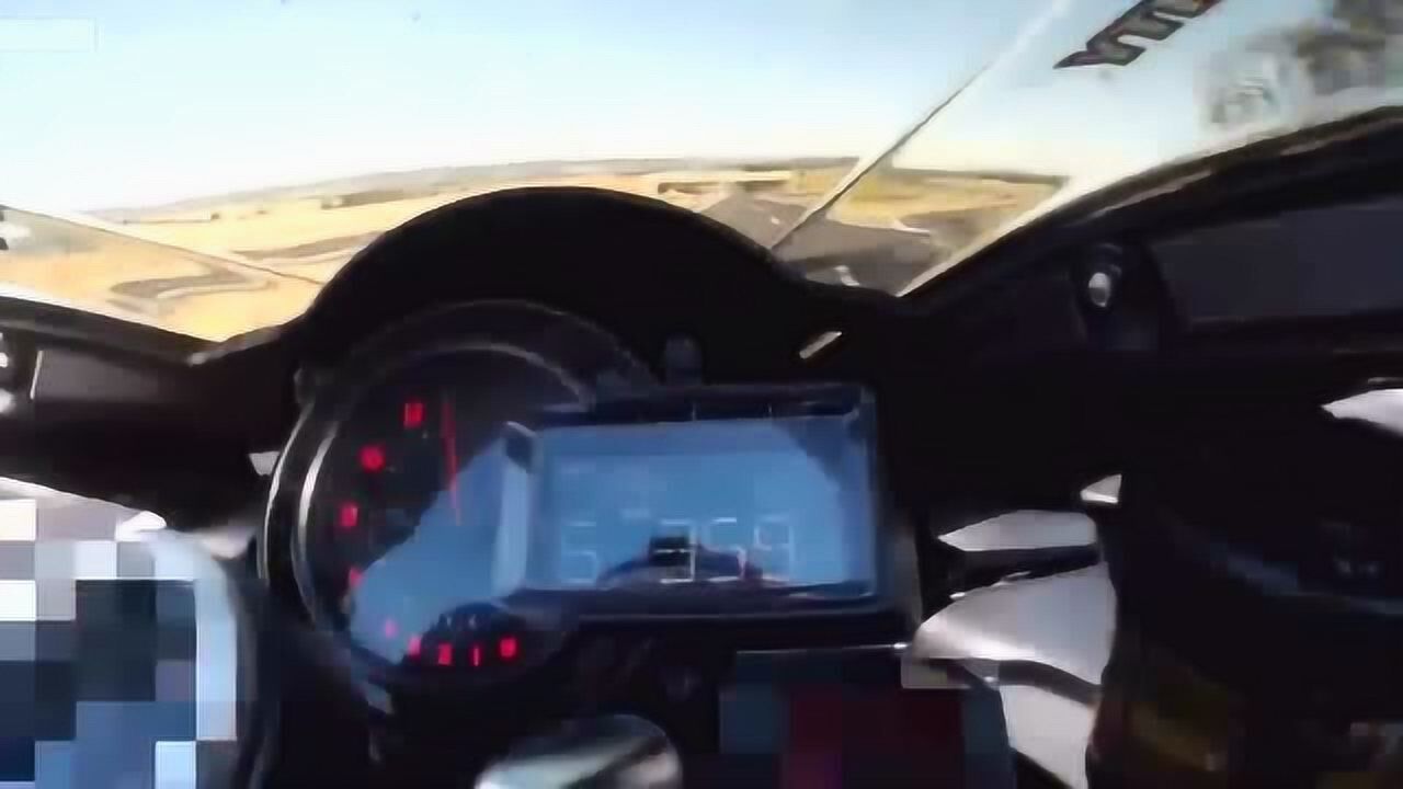 川崎H2在公路上飙到时速392KM！站在旁边才知道速度有多霸气！_腾讯视频