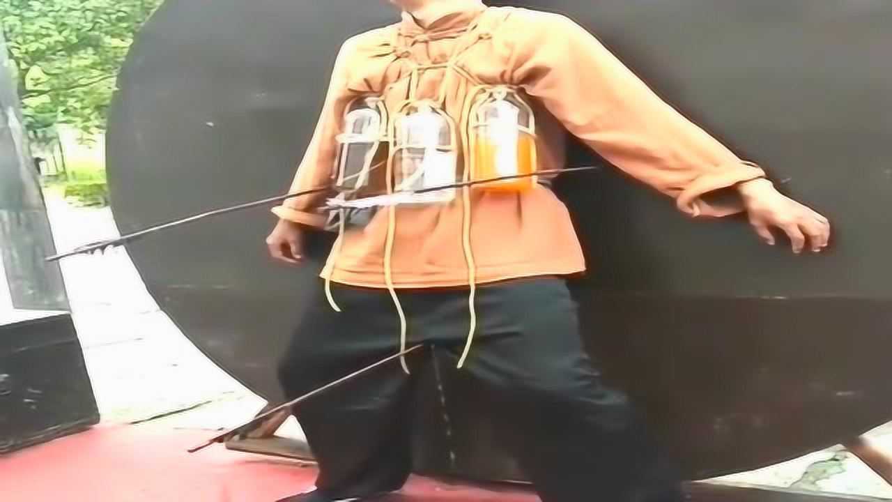 拍戏现场，原来演员被吓得尿裤子的戏，竟然是这样拍出来的高清1080p在线观看平台腾讯视频