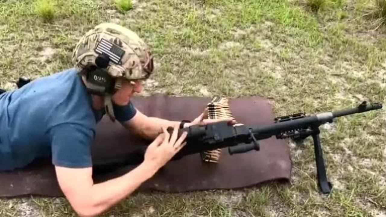 美式M24机枪_腾讯视频