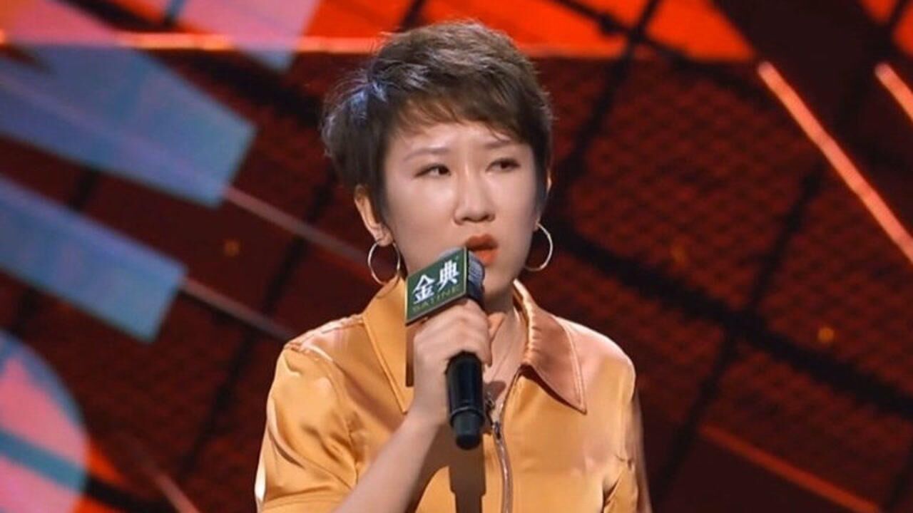 张彩铃脱口秀，讲述外国老公，在中国上厕所要跪下全唱爆笑高清1080p在线观看平台腾讯视频