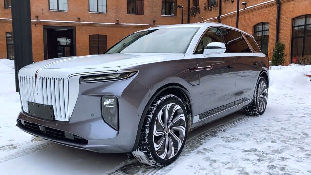 高清实拍2022款红旗EHS9，按下钥匙大灯亮起，才是惊艳的开始_腾讯视频