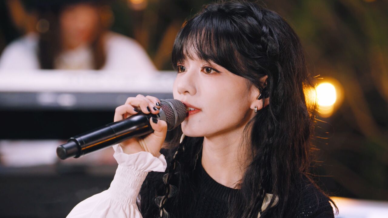 【房东的猫】4K纯享版live！属于房东的猫的小小浪漫《此刻是不会再拥有的此刻了》全新现场！_高清1080P在线观看平台_腾讯视频