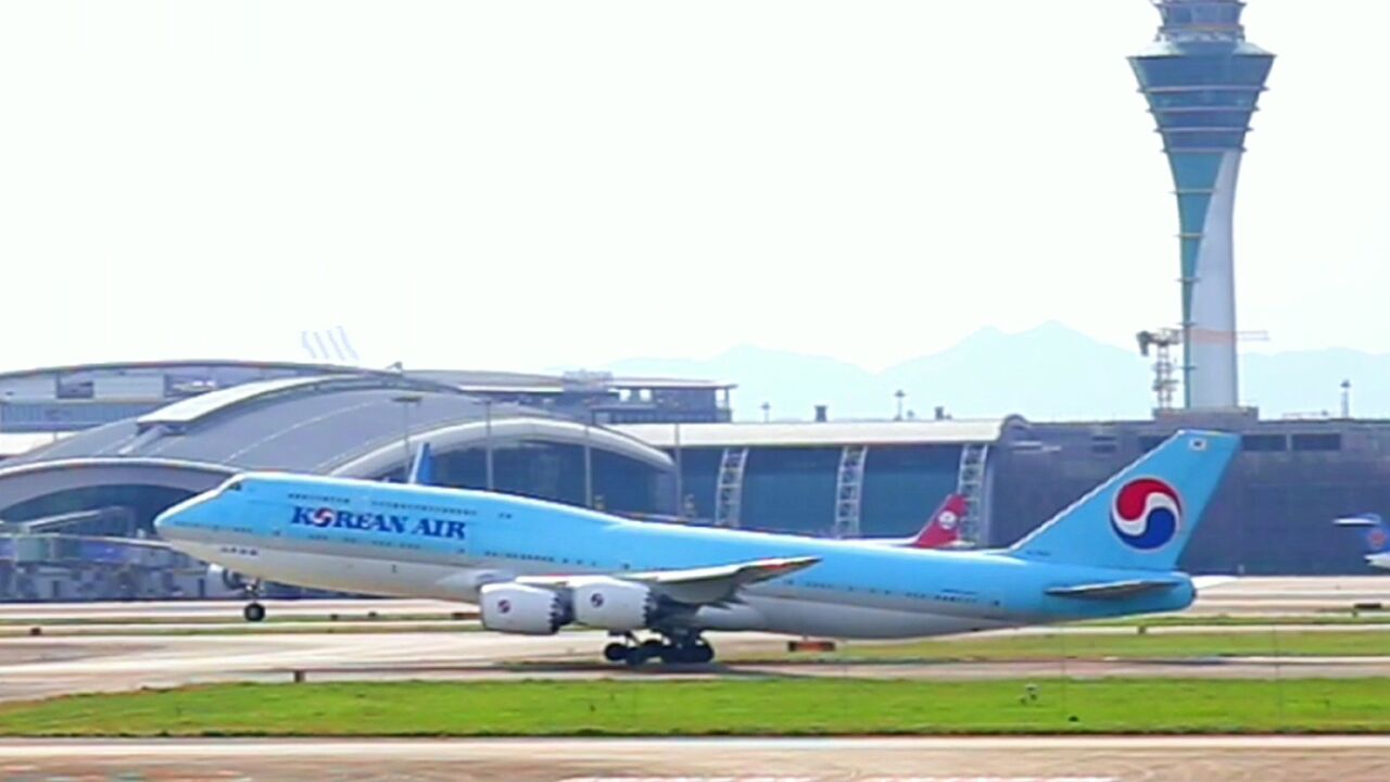 实拍大型波音747飞机起飞全过程，一分钟就到天上，太不可思议了_高清1080P在线观看平台_腾讯视频