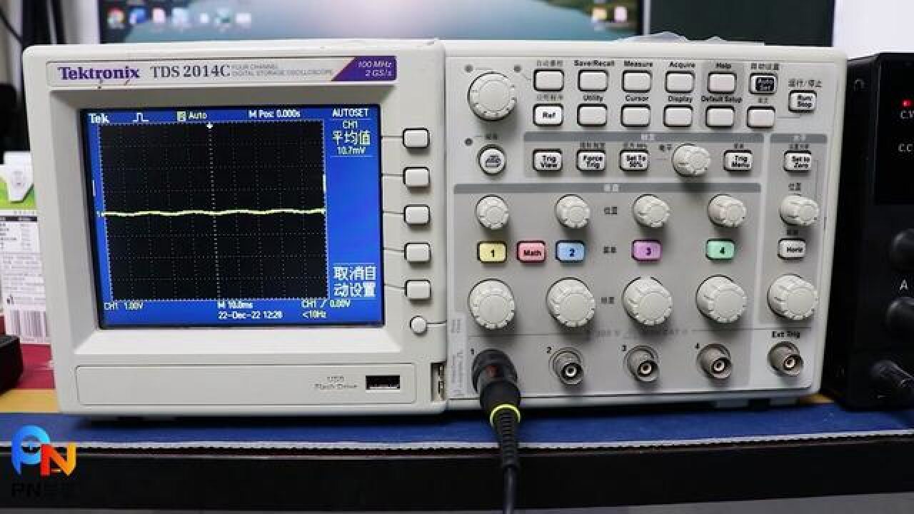 示波器操作实践01-稳压电源纹波的测量#示波器#仪器仪表#芯片级维修#电子技术#电子爱好者_高清1080P在线观看平台_腾讯视频