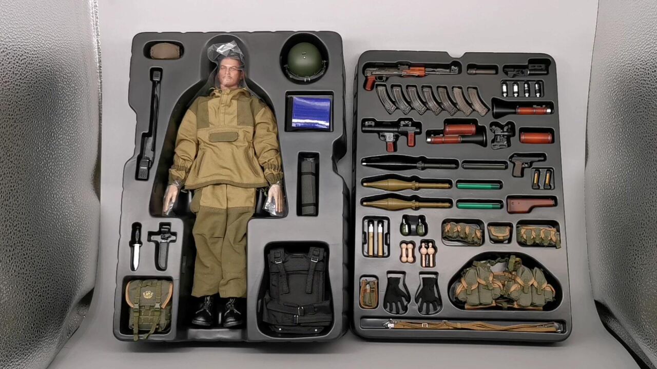 开封兵人开箱测评：车臣战争DAM78090俄罗斯内卫勇士特种部队格罗兹尼士兵可动人偶模型玩具手办_腾讯视频