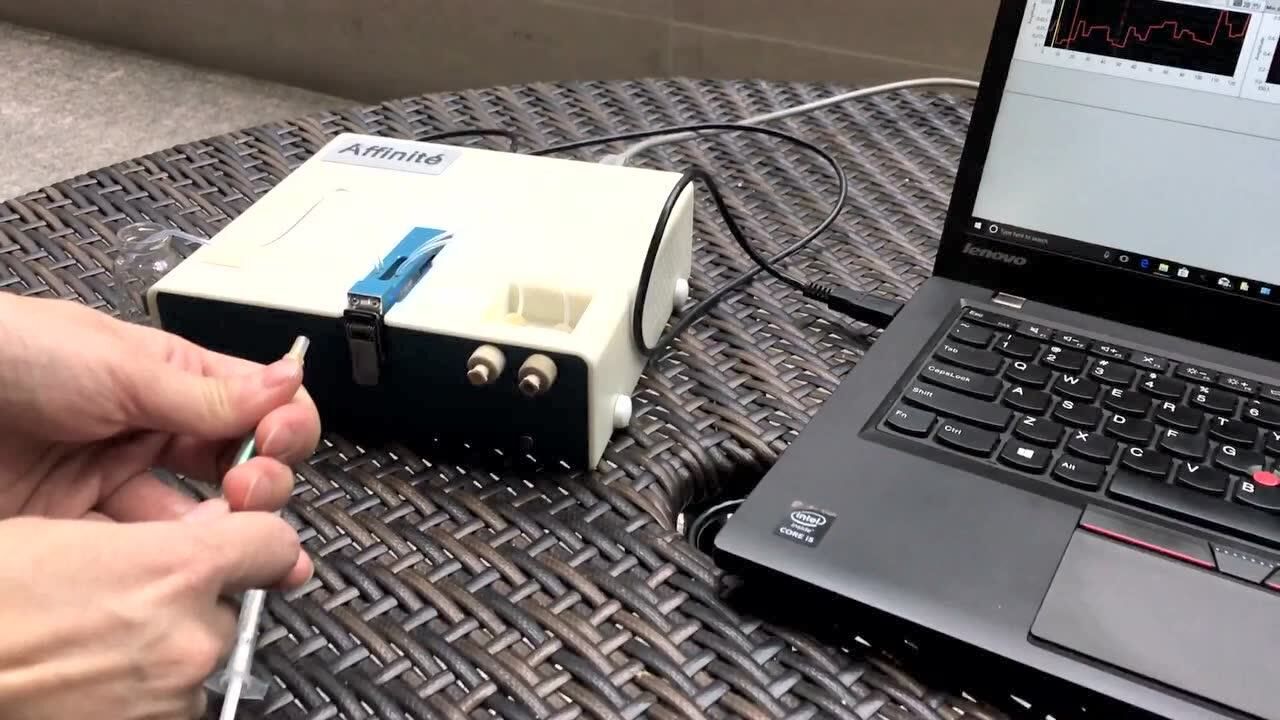 便携多通道表面等离子体共振SPR分析仪P4SPR演示介绍_腾讯视频