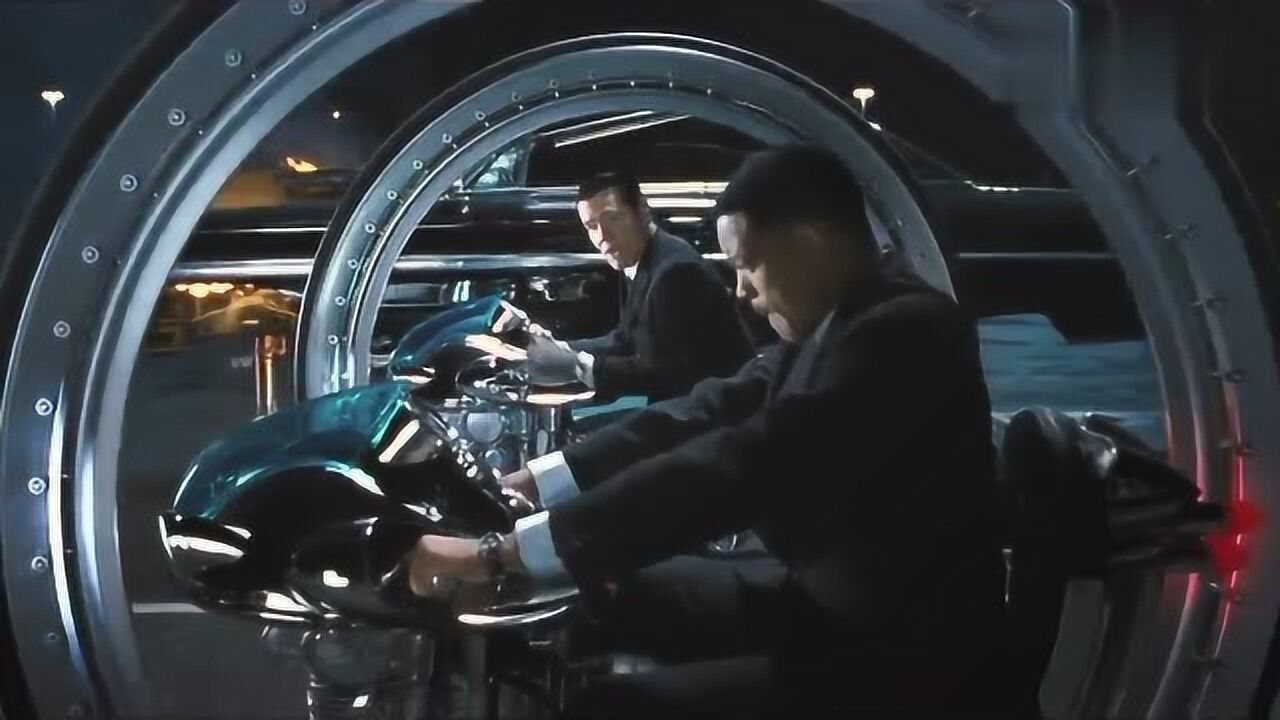 黑衣人3：最经典的独轮摩托车，有人说它的构思超前世界一百年！_高清1080P在线观看平台_腾讯视频