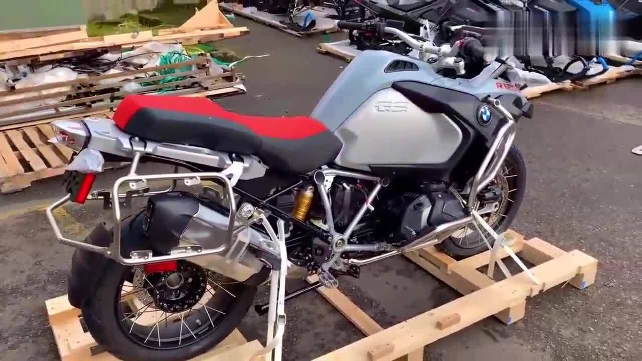 宝马全新R1250GS开箱实拍，告诉你什么叫“颜值爆表”！_高清1080P在线观看平台_腾讯视频