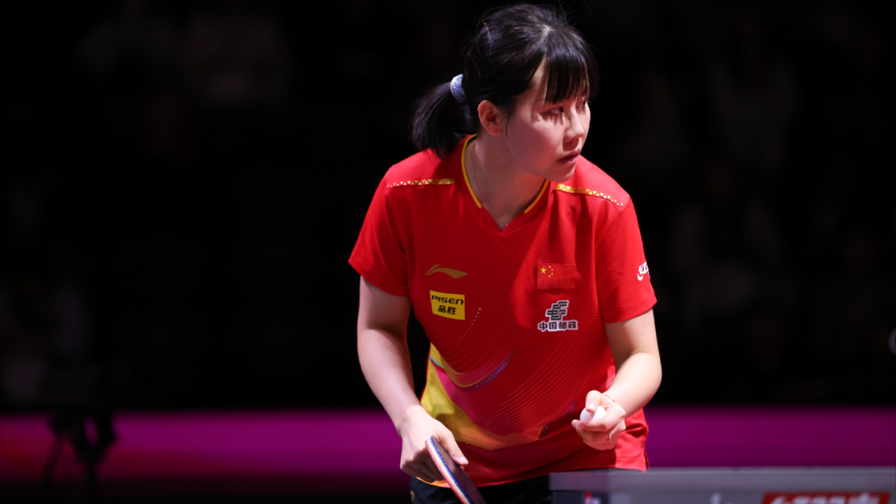 陈幸同太强了！连赢四局横扫早田希娜，打得对手蹲在地上苦笑_腾讯新闻