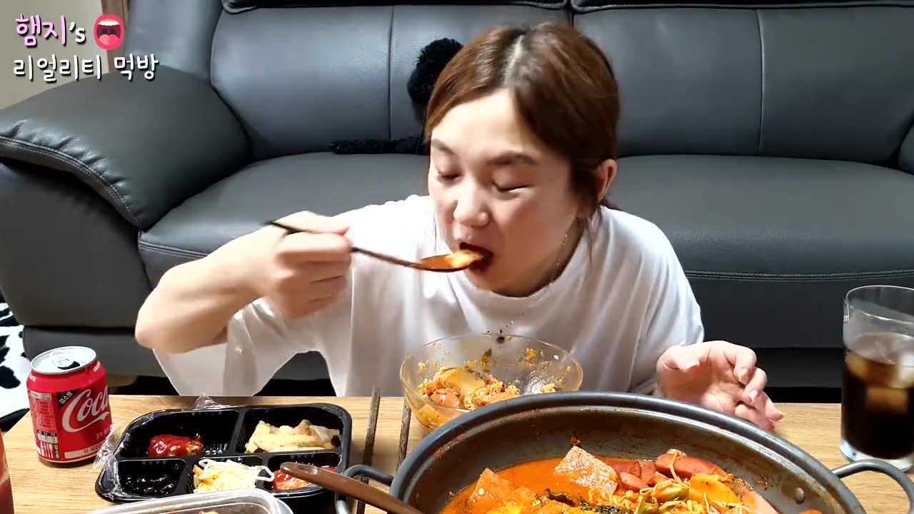 Hamzy吃播韩式部队火锅+汤泡饭_腾讯视频