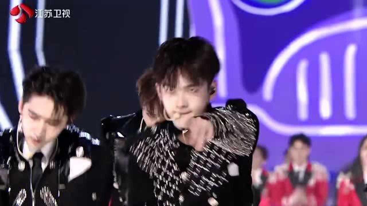 太带感了！RISE超燃唱跳《谁都别吝啬》，嗨翻全场_高清1080P在线观看平台_腾讯视频