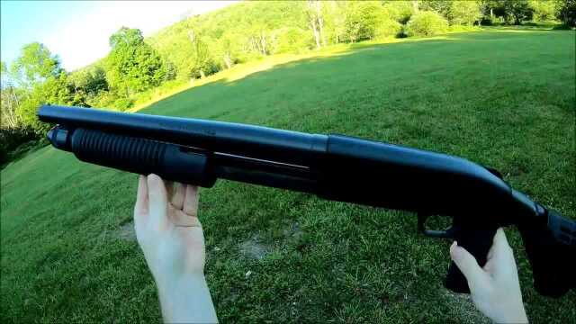 W870 TAC霰弹枪，第一视角射击欣赏，威力与后坐力成对比_腾讯视频