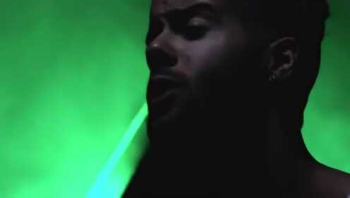 加拿大歌手TheWeeknd的歌曲：《EarnedIt》，音乐视频MV！_腾讯视频