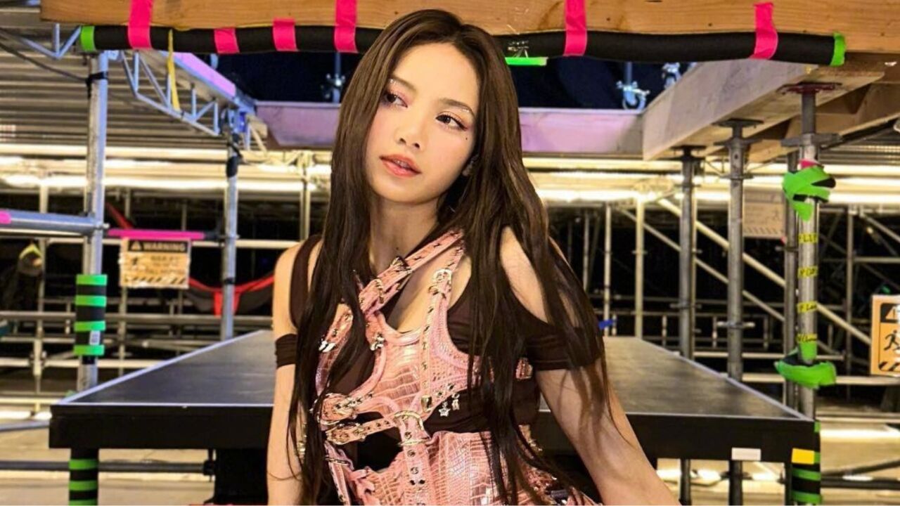 疯马秀回应邀请Lisa，称为了吸引年轻女客户，曲目造型曝光引热议_腾讯视频